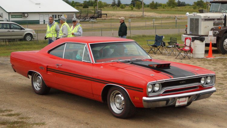 Ultimate Chrysler 340 Engine Guide - The Giant Killer 340