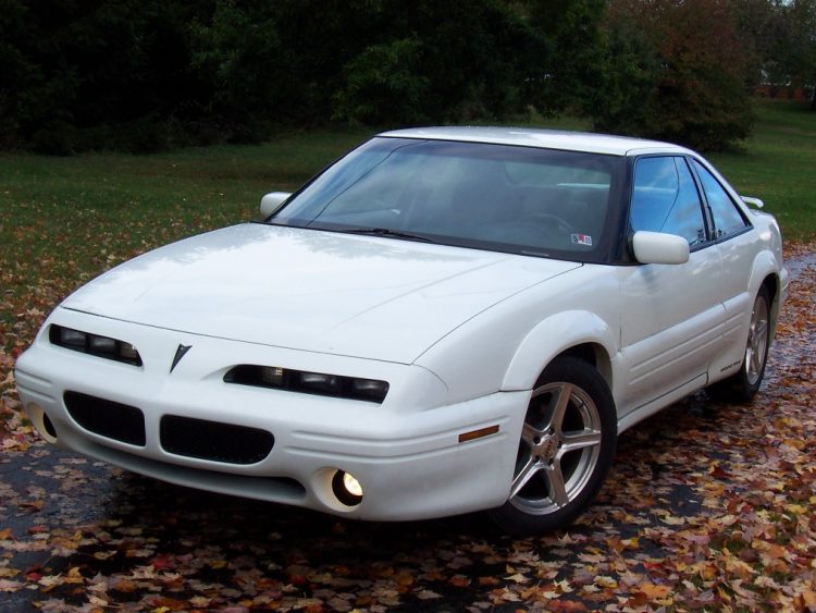 Pontiac Grand Prix - Year-by-Year: Engines, Specs, & More