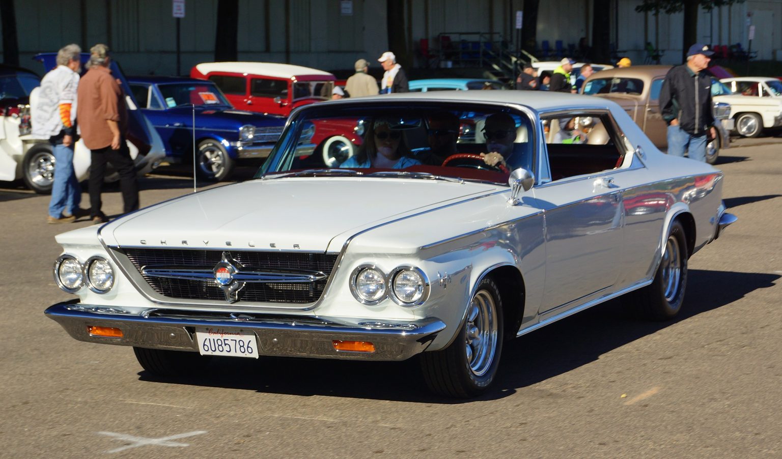 Chrysler 300 - Learn All About the First American Muscle Car