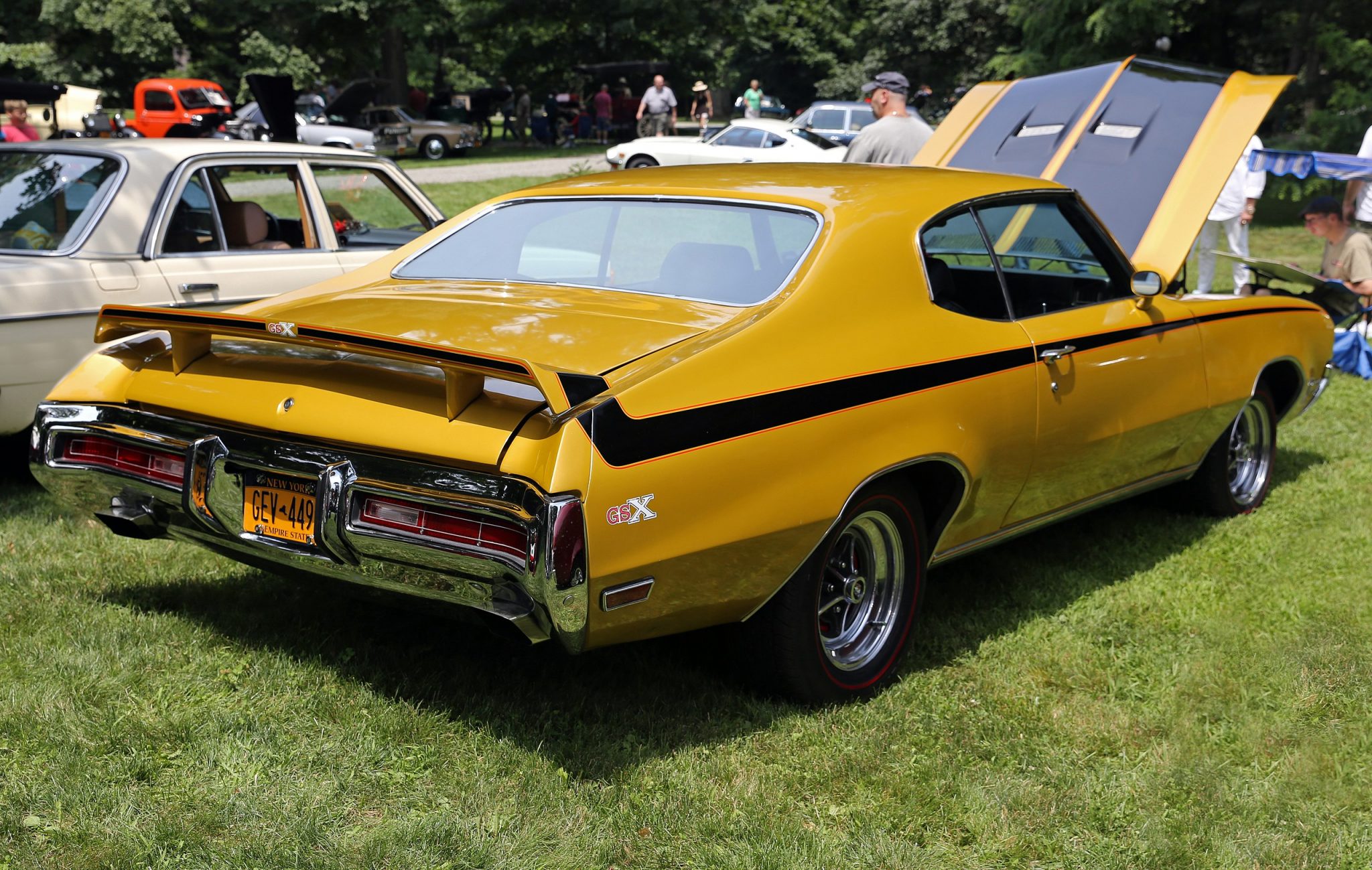 Buick Gran Sport - The Ultimate Luxury Muscle Car of the 60s & 70s